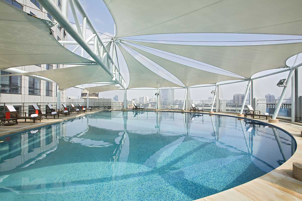 Pool | Swissôtel Corniche Park Towers Doha | West Bay Hotel